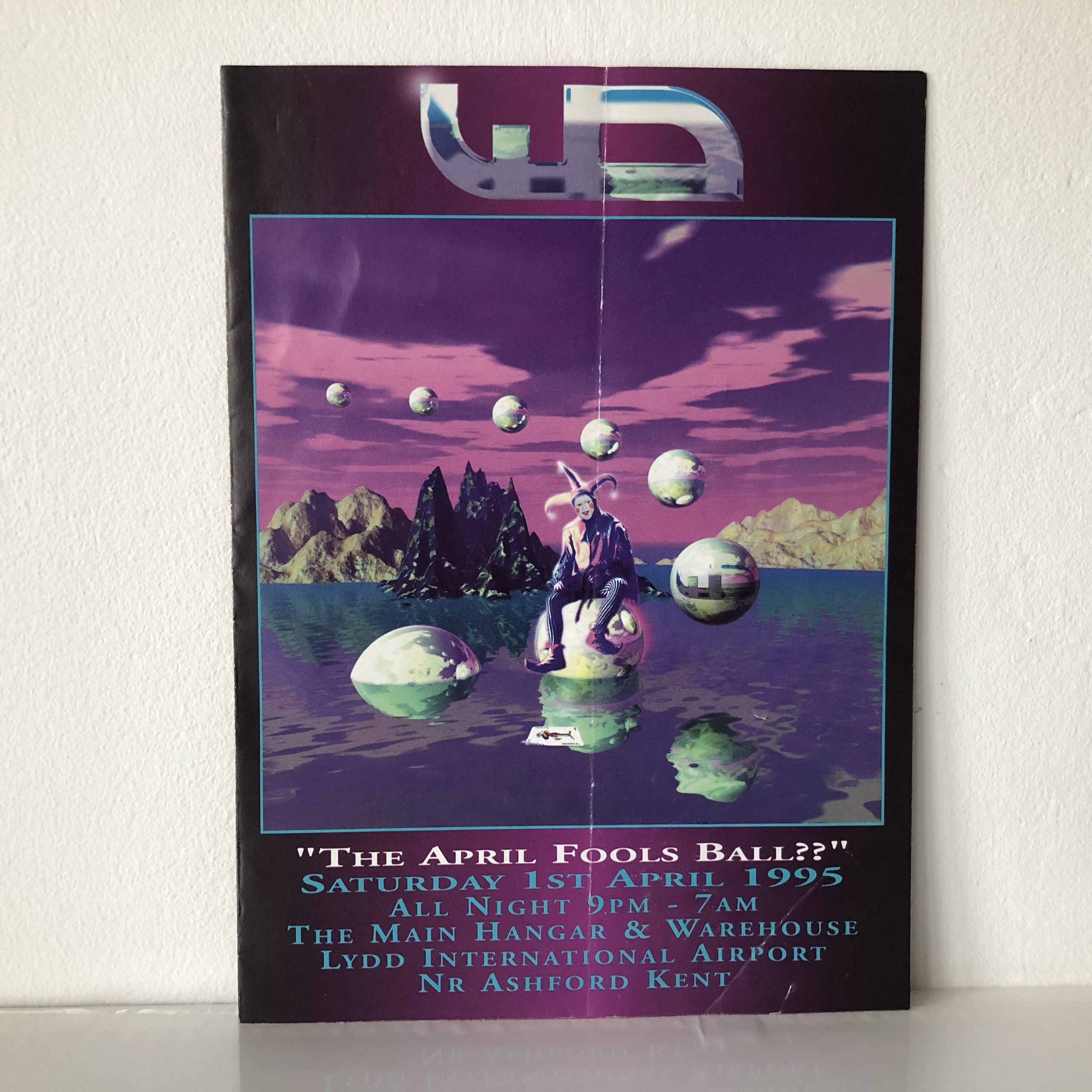 World Dance - 1st April 1995 - Lydd Airport | CLASSIC TRAX